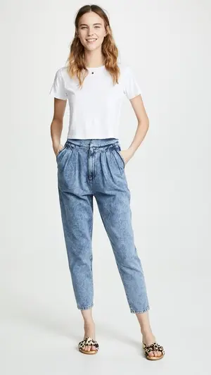 AMO Babe Cropped T-shirt