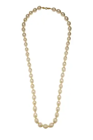 CHANEL Faux Pearl Necklace