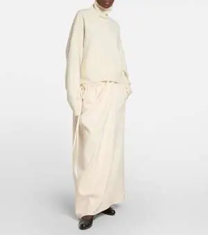 THE ROW Ezio Wool And Cashmere Turtleneck Sweater