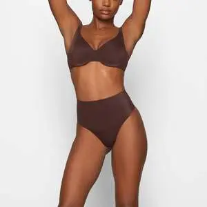 SKIMS Smoothing Intimates High Waisted Thong - Cocoa