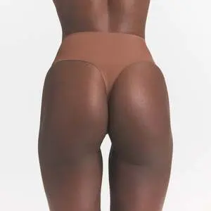 SKIMS High Waisted Thong | Light Neutral | Small | Smoothing Intimates - Jasper