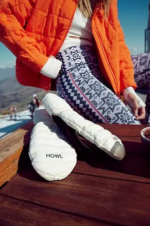Howl Supply Howl Down Mittens