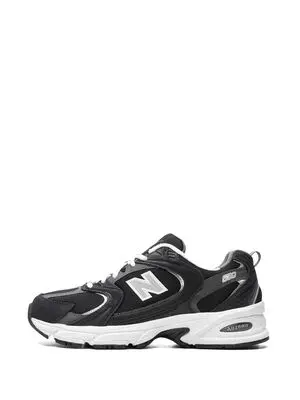 NEW BALANCE Mr530 Sneakers - Black