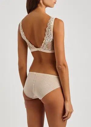 Wacoal Lace Perfection Briefs
