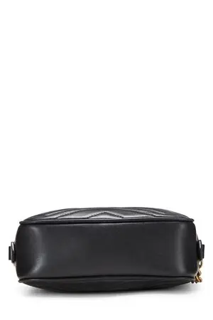 Gucci Leather Gg Marmont Shoulder Bag - Black