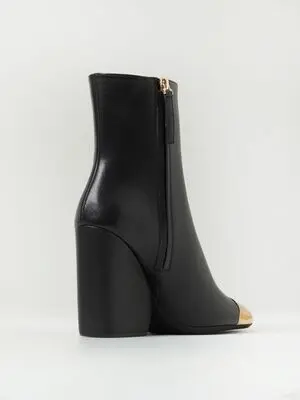 N° 21 Leather Ankle Boots