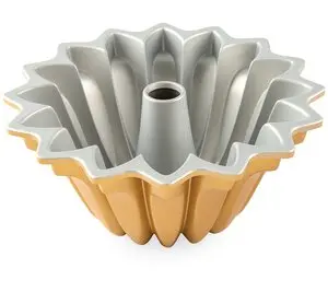 NORDICWARE Lotus Bundt Pan