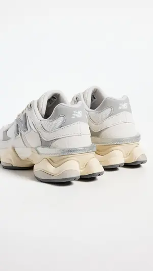 NEW BALANCE 9060 Sneakers - White/grey