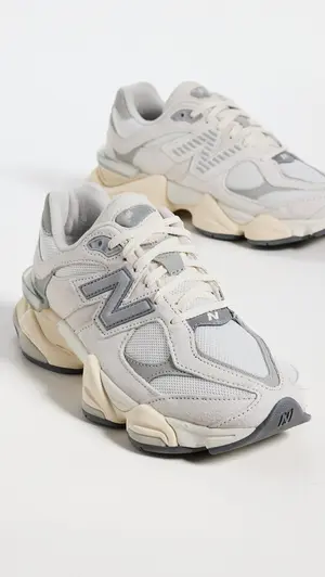 NEW BALANCE 9060 Sneakers - White/grey