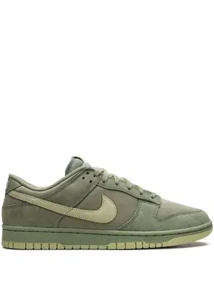 Nike Dunk Low Oil Sneakers - Green