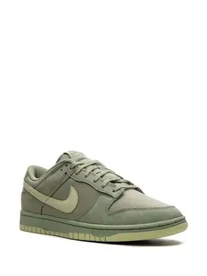 Nike Dunk Low Oil Sneakers - Green