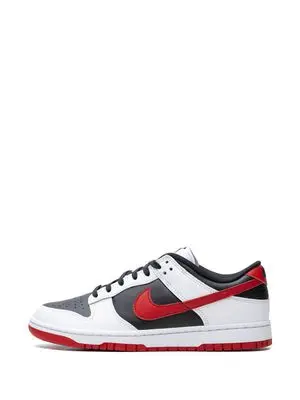 Nike Dunk Low Retro Sneakers - White