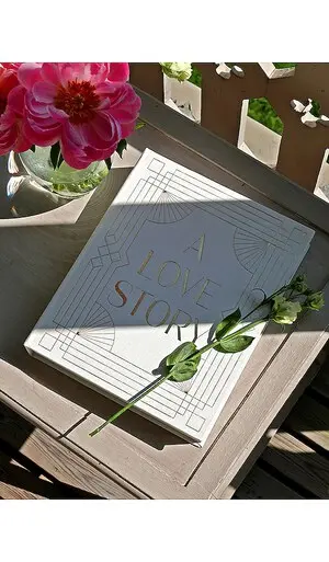 PRINTWORKS A Love Story Wedding Album