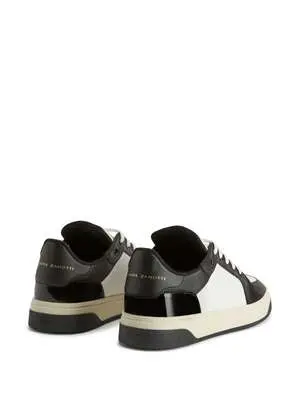 GIUSEPPE ZANOTTI Low Top Sneakers