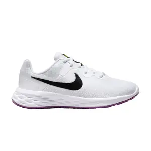 Nike Revolution Wide Sneakers - White