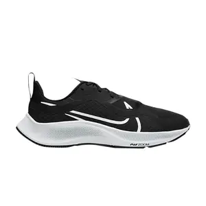 Nike Air Zoom Pegasus 37 Shield Sneakers