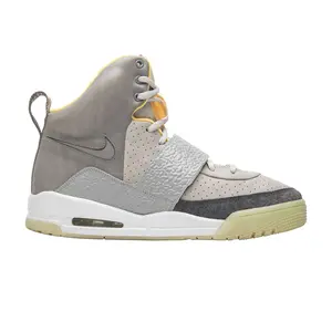 Nike Air Yeezy 'zen' Sneakers