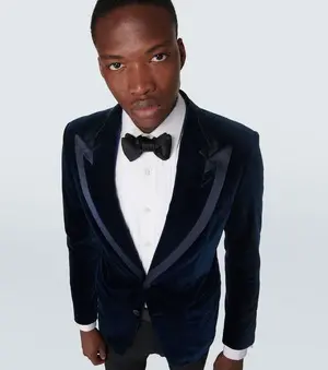 TOM FORD Atticus Velvet Tuxedo Jacket