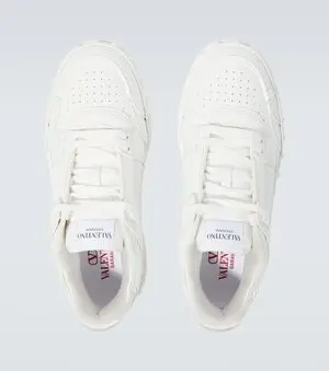 Valentino Garavani Freedots Leather Low-top Sneakers - White