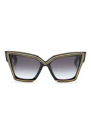 Valentino Garavani Rockstud Detailing Cat-eye Frame Sunglasses