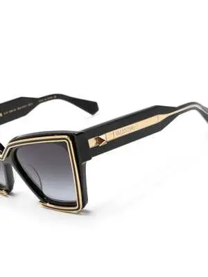 Valentino Garavani Rockstud Detailing Cat-eye Frame Sunglasses