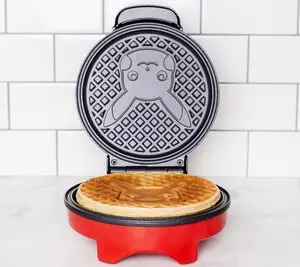 UNCANNY BRANDS Pokemon Pikachu Waffle Maker