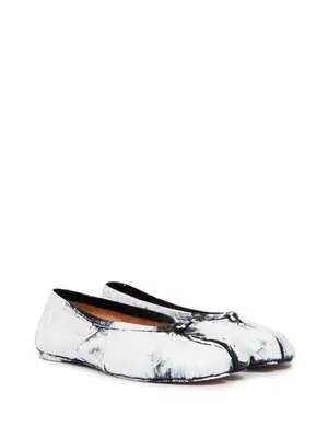 MAISON MARGIELA Tabi Ballet Flats - White