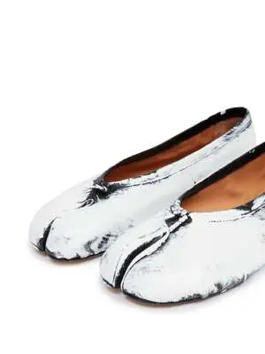 MAISON MARGIELA Tabi Ballet Flats - White