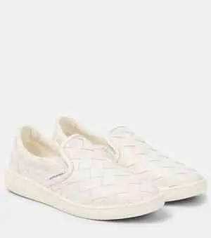 Bottega Veneta Low Top Shoes For Men