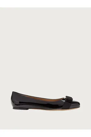 FERRAGAMO Varina Ballet Flat - Black