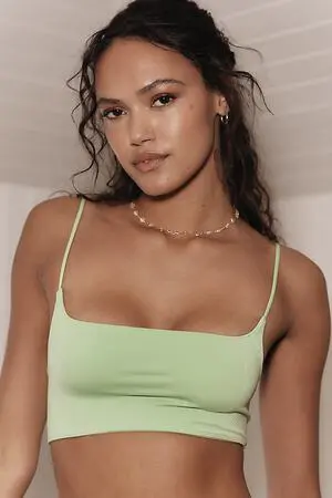 LYREBIRD The Sk Square-neck Seamless Bralette Green Tea