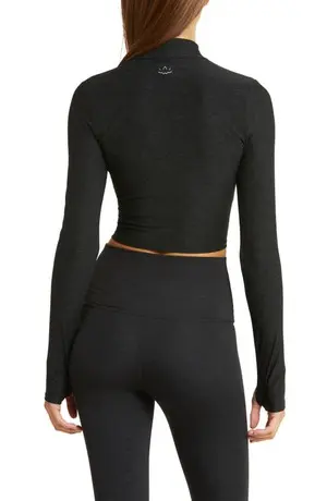Beyond Yoga Moving On Featherweight Crop Top