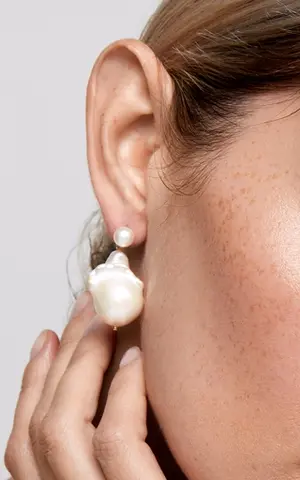 Mateo Duality 14k Yellow Gold Pearl Earrings