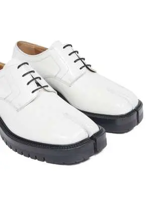 MAISON MARGIELA Tabi Lace-up Derby Shoes - White