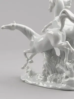 LLADRO Horses Motif Statue 30cm
