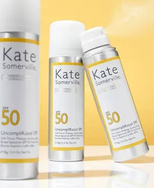 KATE SOMERVILLE Uncomplikated Soft Focus Makeup Setting Spray Spf 50