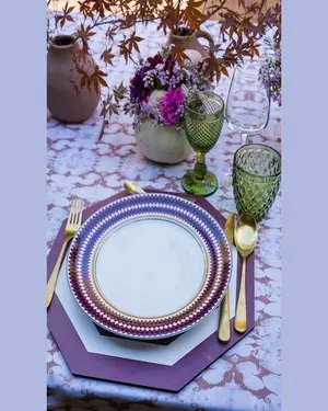 THE LINO Evolucion Dinner Plates, Set Of 4 - Red