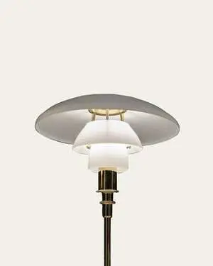 Louis Poulsen Ph 3/2 Table Lamp, 19 - Brass Metalized