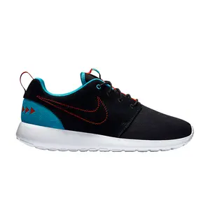 Nike Roshe One 'n7' Sneakers