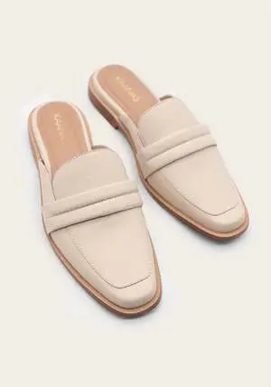 Kaanas Congo Squaretoe Mule In Off White - White