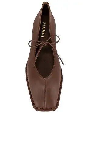 ALOHAS Sway Flat With Tie Fastening - Chestnut Brown
