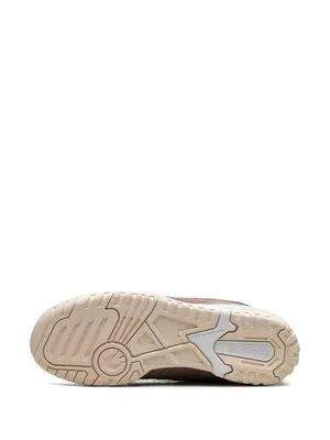 NEW BALANCE 550 Sneakers - Brown