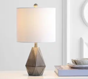 SAFAVIEH Vaughn Table Lamp