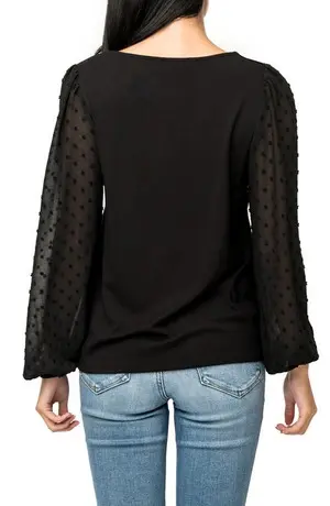 GIBSONLOOK Swiss Dot Sleeve Knit Top