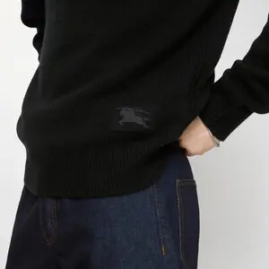 Burberry Cashmere Sweater - Black