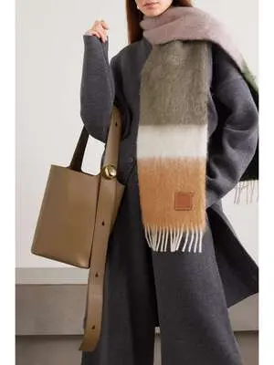 Loewe Pebble Embellished Leather Bucket Bag
