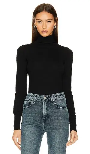 Form-Fitting Turtleneck Sweaters