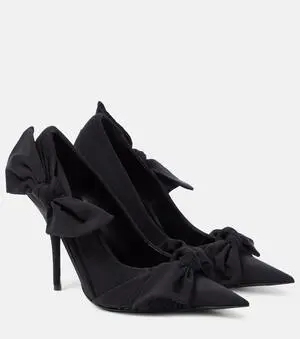 Knot Detailing Pumps