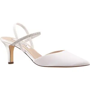 Nina Pumps