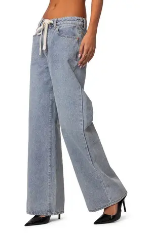 EDIKTED Wynn Low Rise Wide Leg Jeans